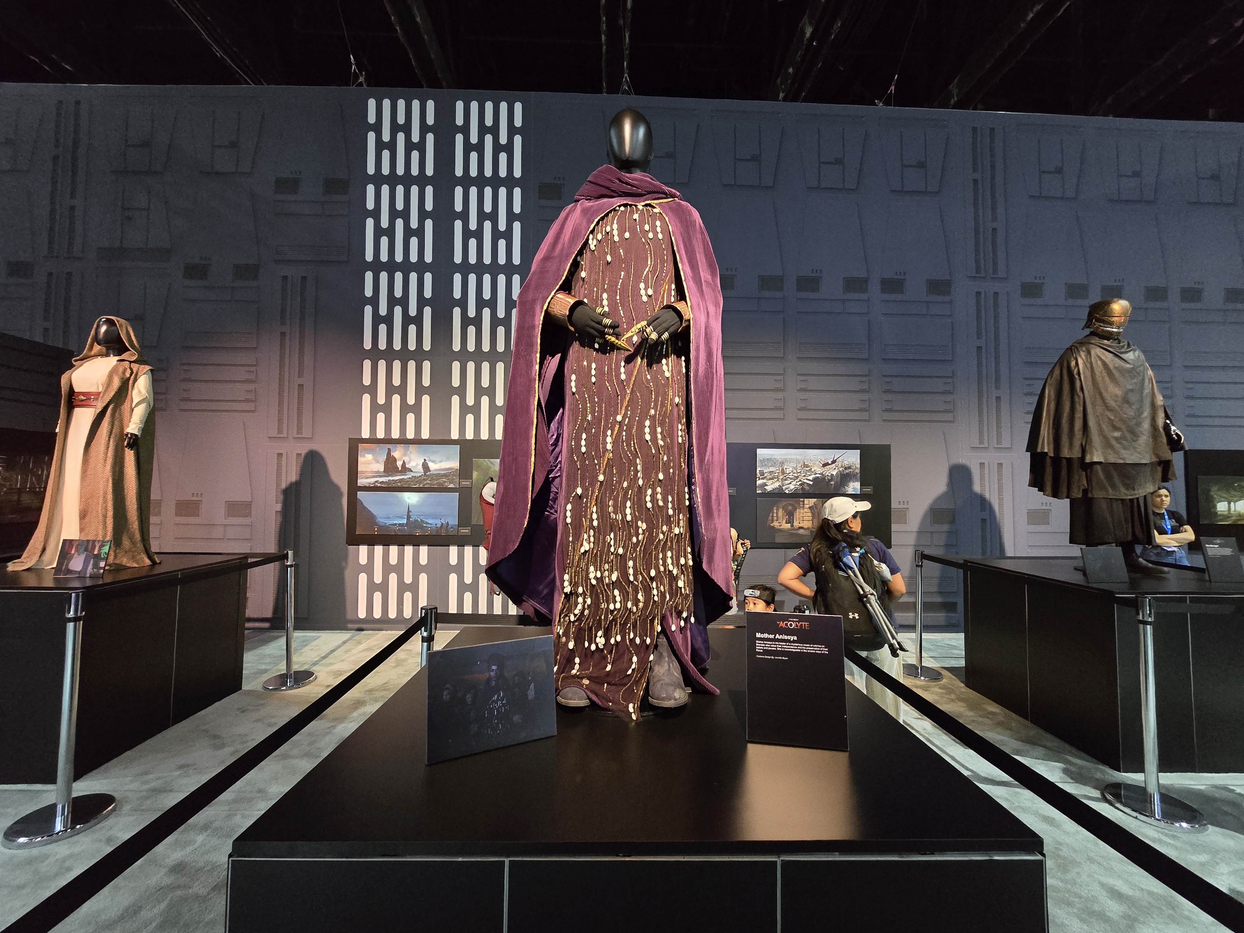 SDCC 2024: Props and costumes for THE ACOLYTE on display at Star Wars ...