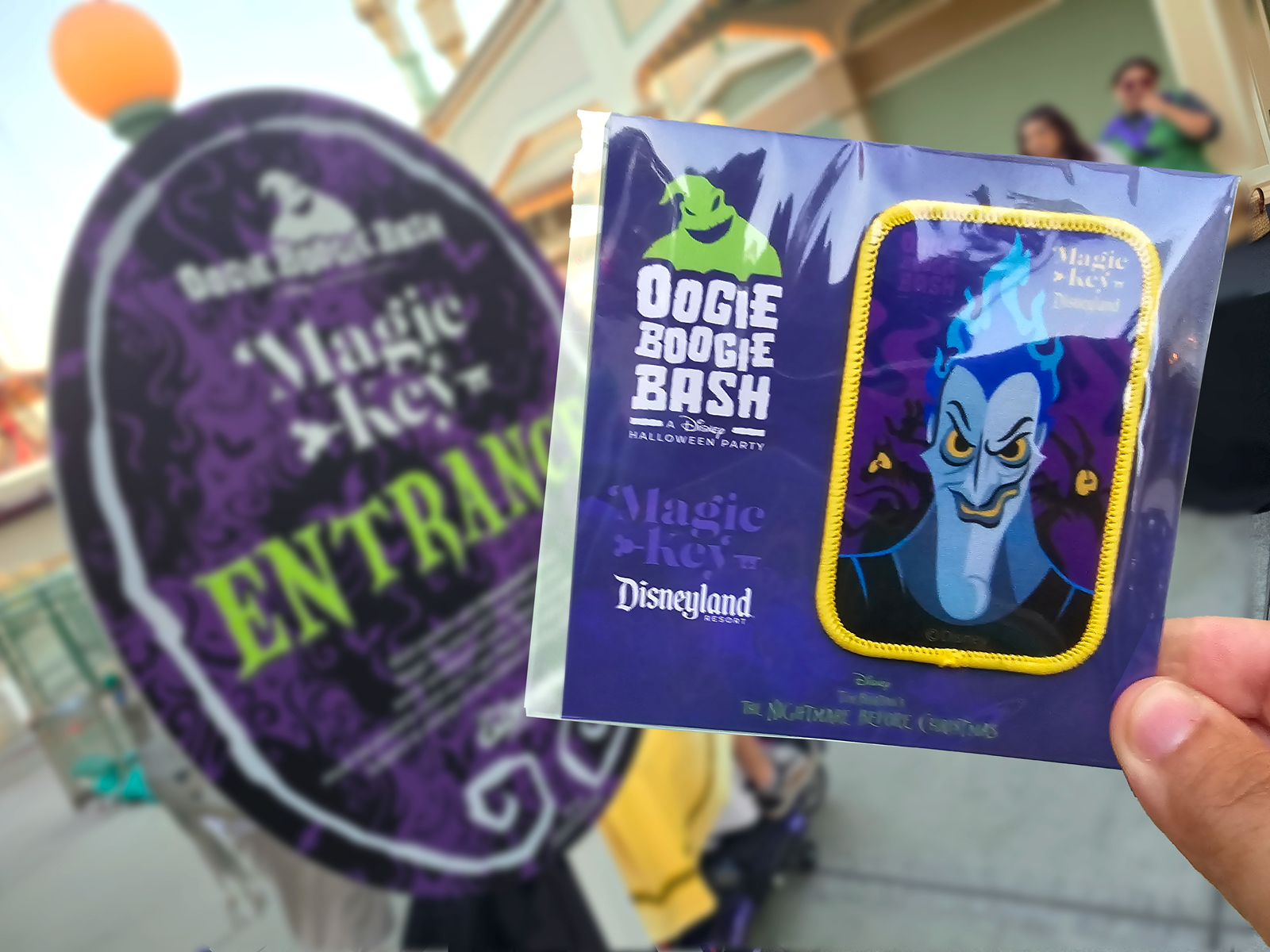 MAGIC KEY PERK: Free gift, photo-op, Treat Trail at 2024 Oogie Boogie ...