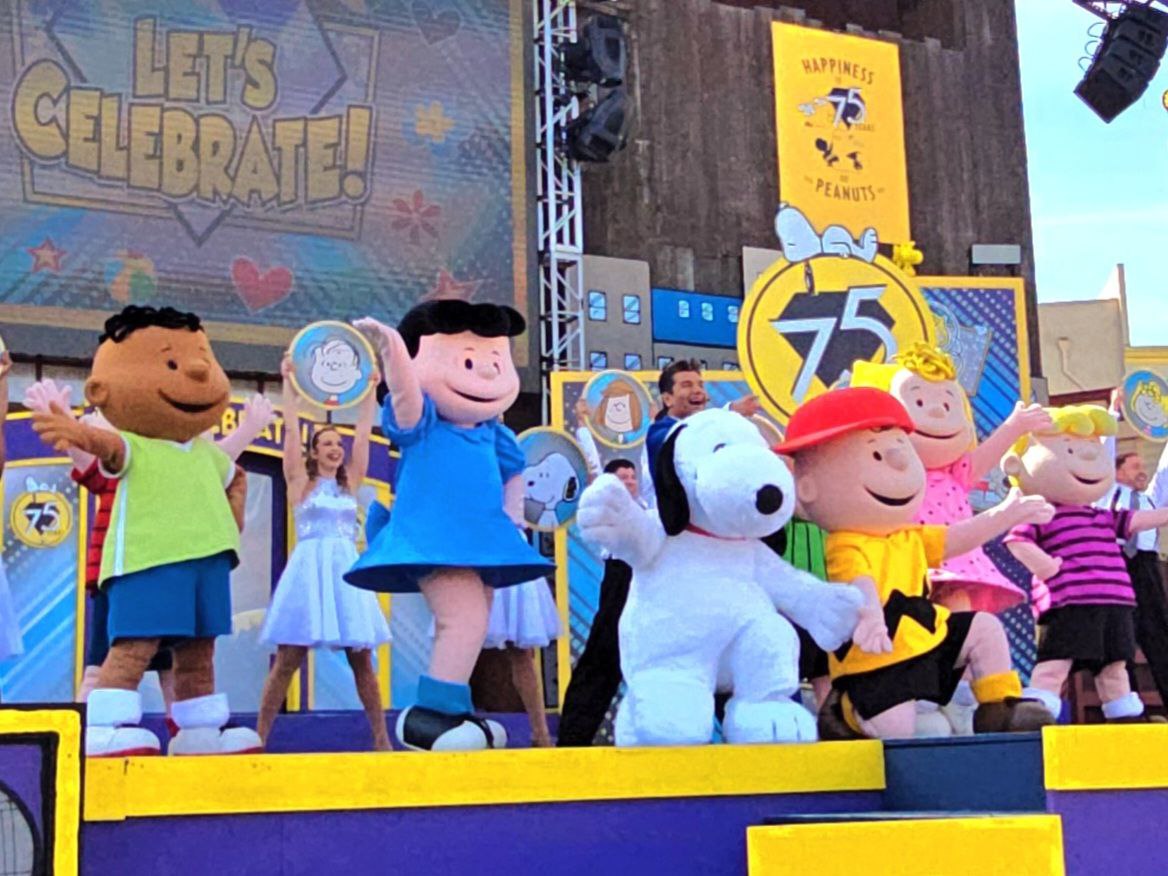 GUIDE: “Let’s Celebrate” — PEANUTS 75th anniversary show at Knott’s ...