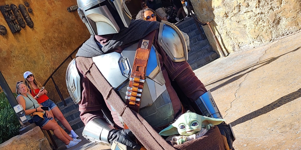 GUIDE: Celebrating Star Wars, MANDALORIAN AND GROGU at Disneyland ...